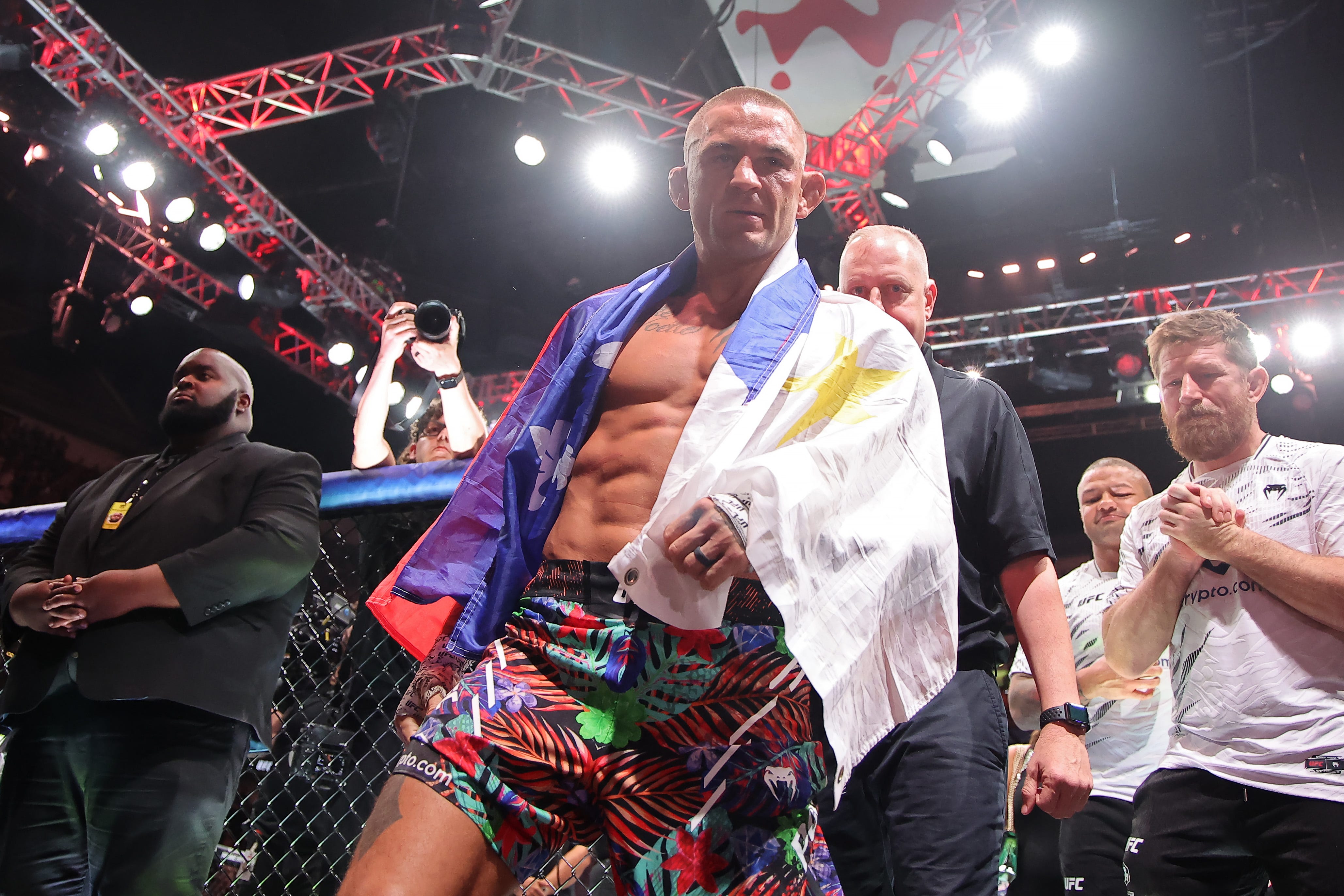 Dustin Poirier omits former foe among top five UFC lightweights ever