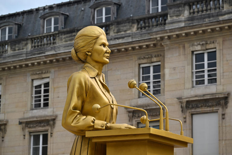 Olympe de Gouges, Louise Michel, Simone Veil… Les statues féministes de ...
