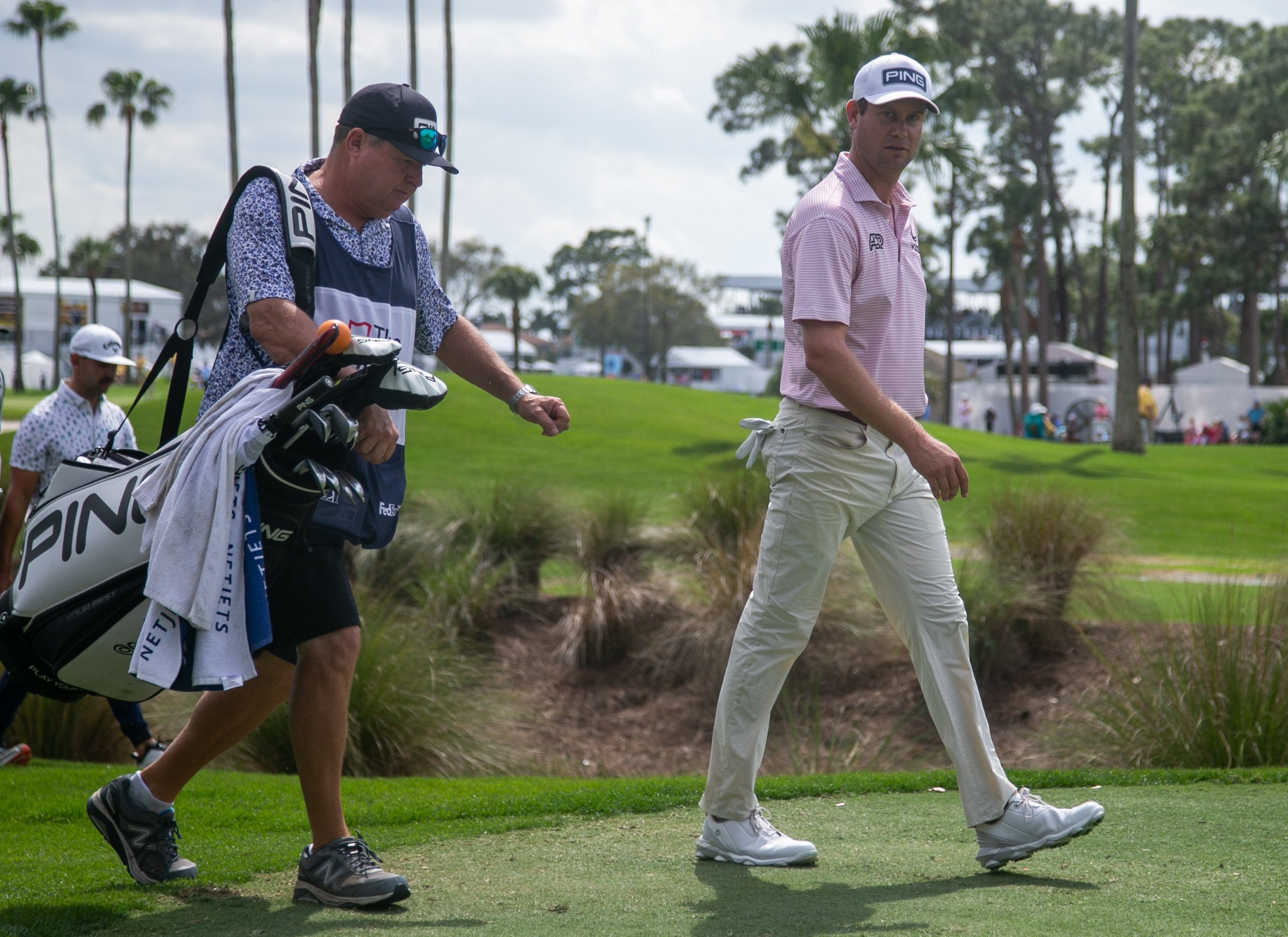 Why Harris English's caddie says U.K. ban 'doesn't make any sense'