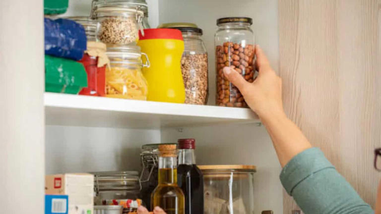 How ‘Not’ To Cook With Coldplay: Kitchen Tips We Learned