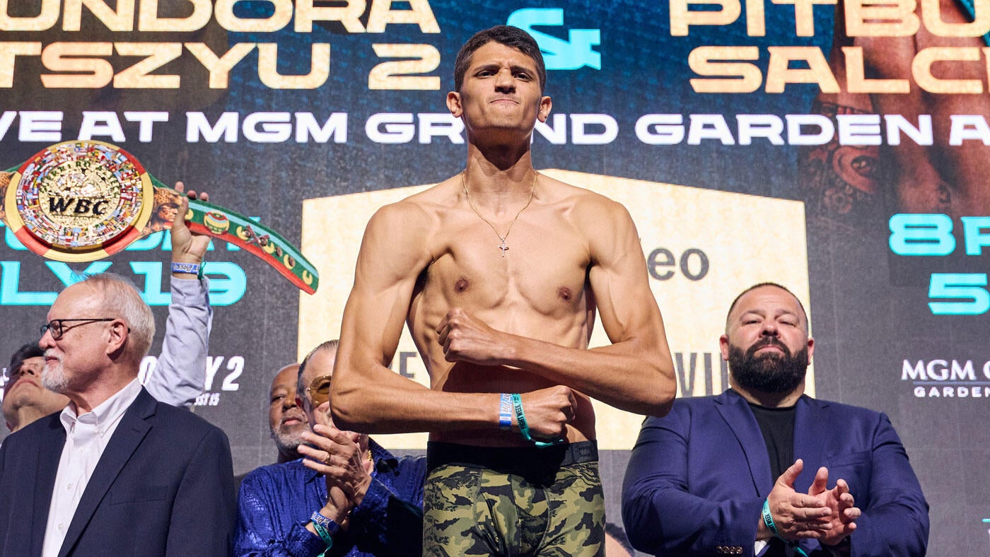 Sebastian Fundora retains junior middleweight title with TKO of Tim ...