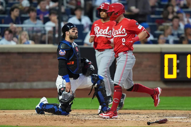 Luis Torrens’ latest blunder leave Mets with uncertainty behind the plate