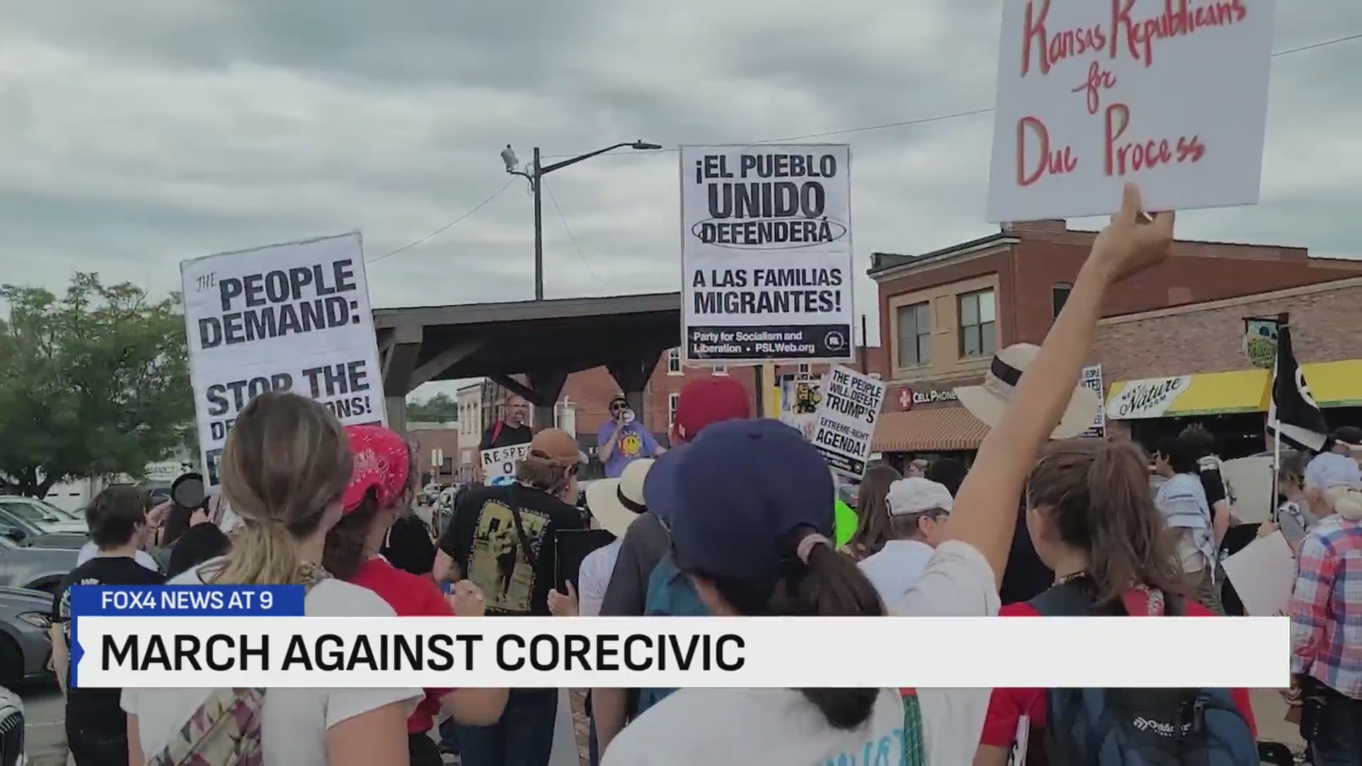 Protestors stand against CoreCivic ICE facility in Leavenworth