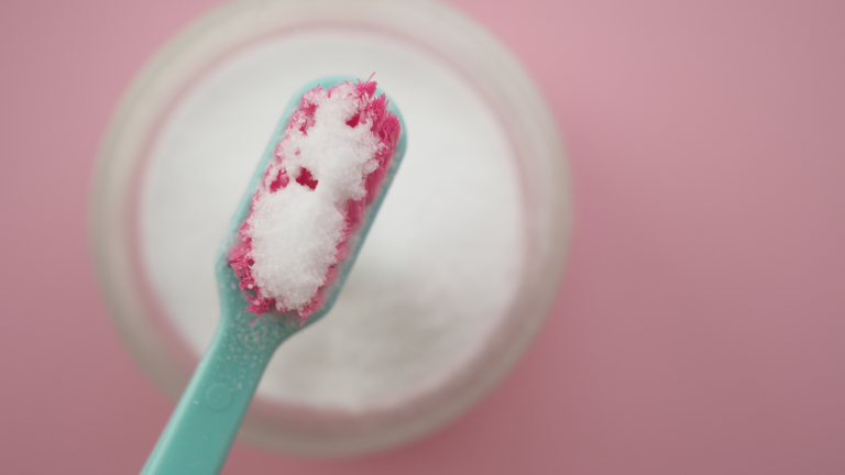 How to remove yellow stains from teeth: 3 tips that always work