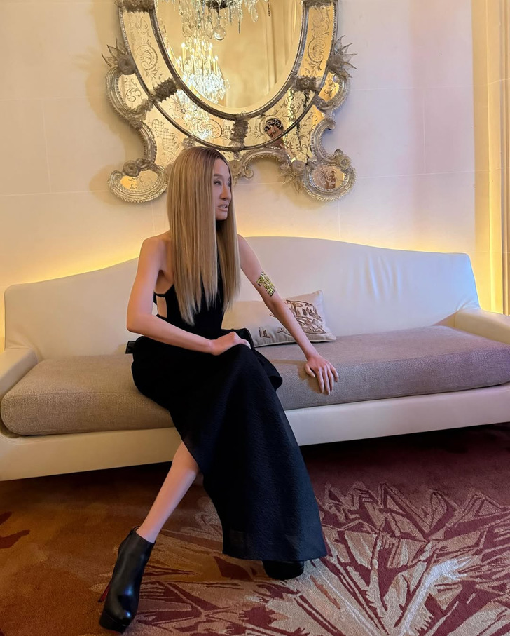 “Worrisome!” At 76, Vera Wang Debuts a New Look — and Reactions Are Mixed