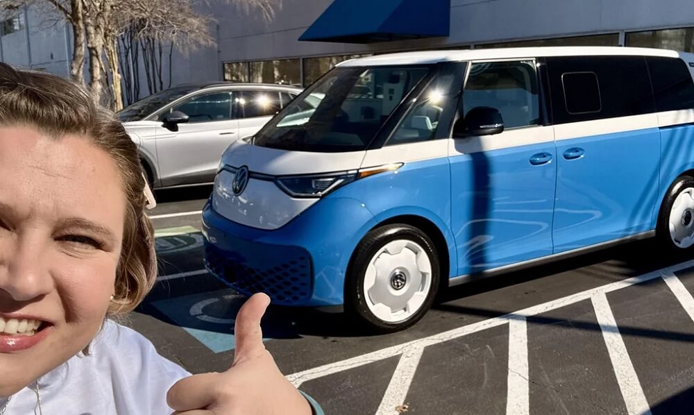 New car owner celebrates after finally buying buzzy vehicle after years ...