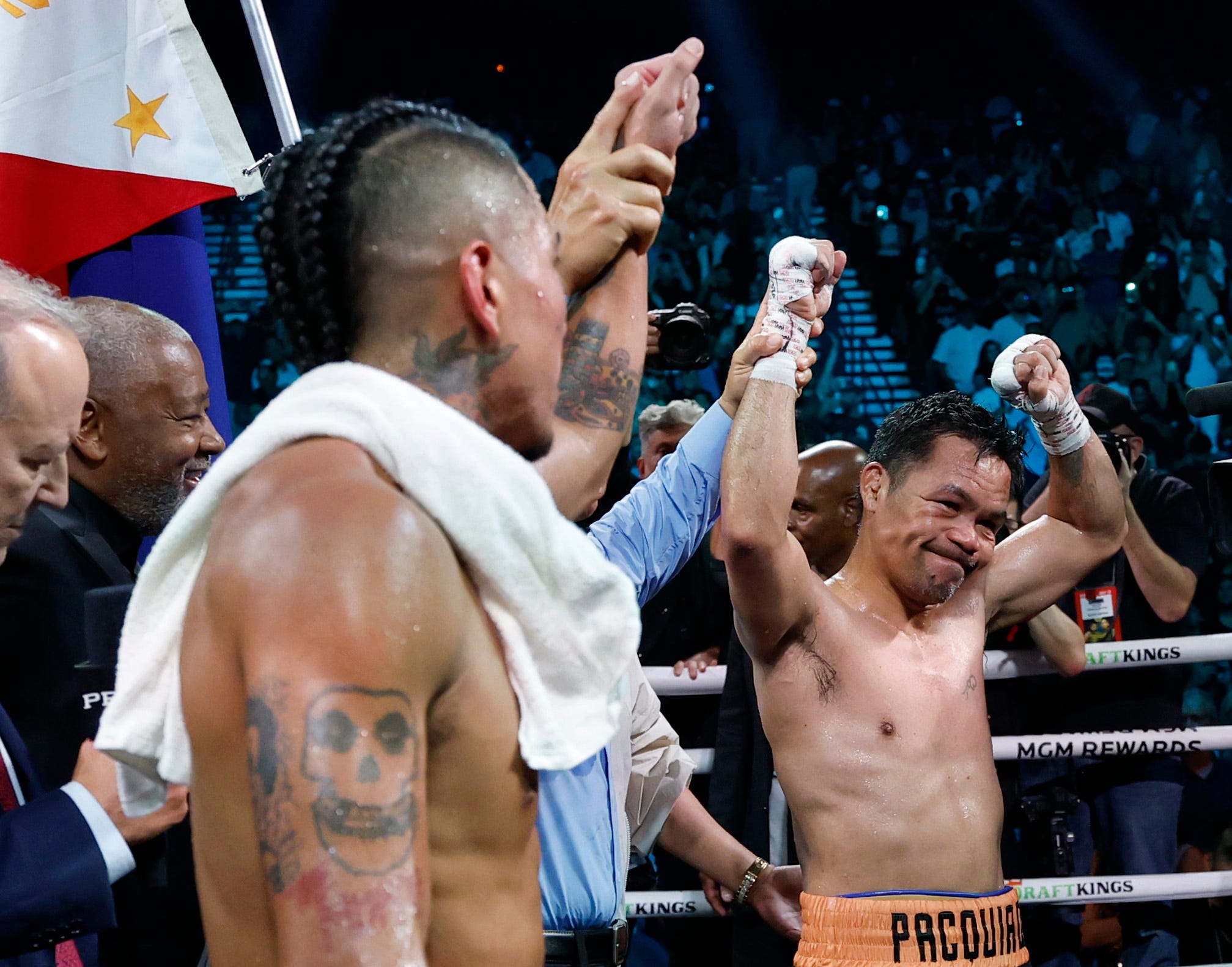 Manny Pacquiao vs. Mario Barrios results: Fight card highlights