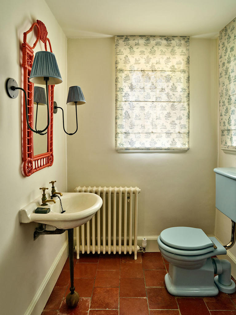 Behind the Design of a Maximalist English Country House That’s Anything But Stuffy