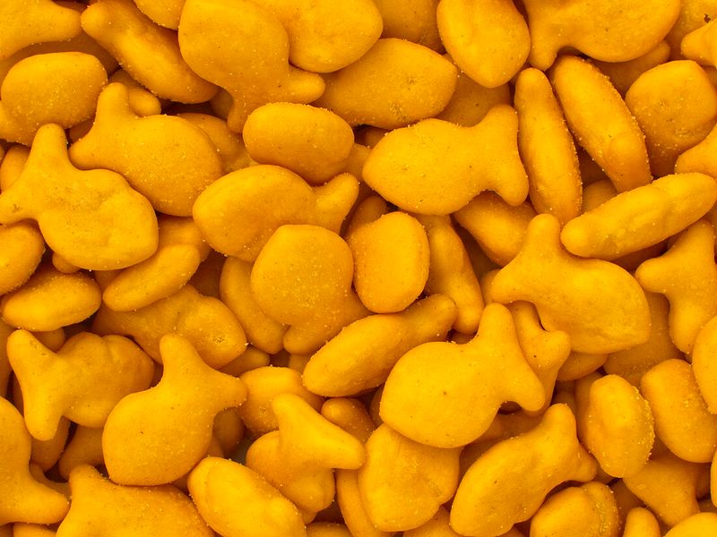10 Unhealthiest Crackers That Are Lurking To Ruin Your Diet