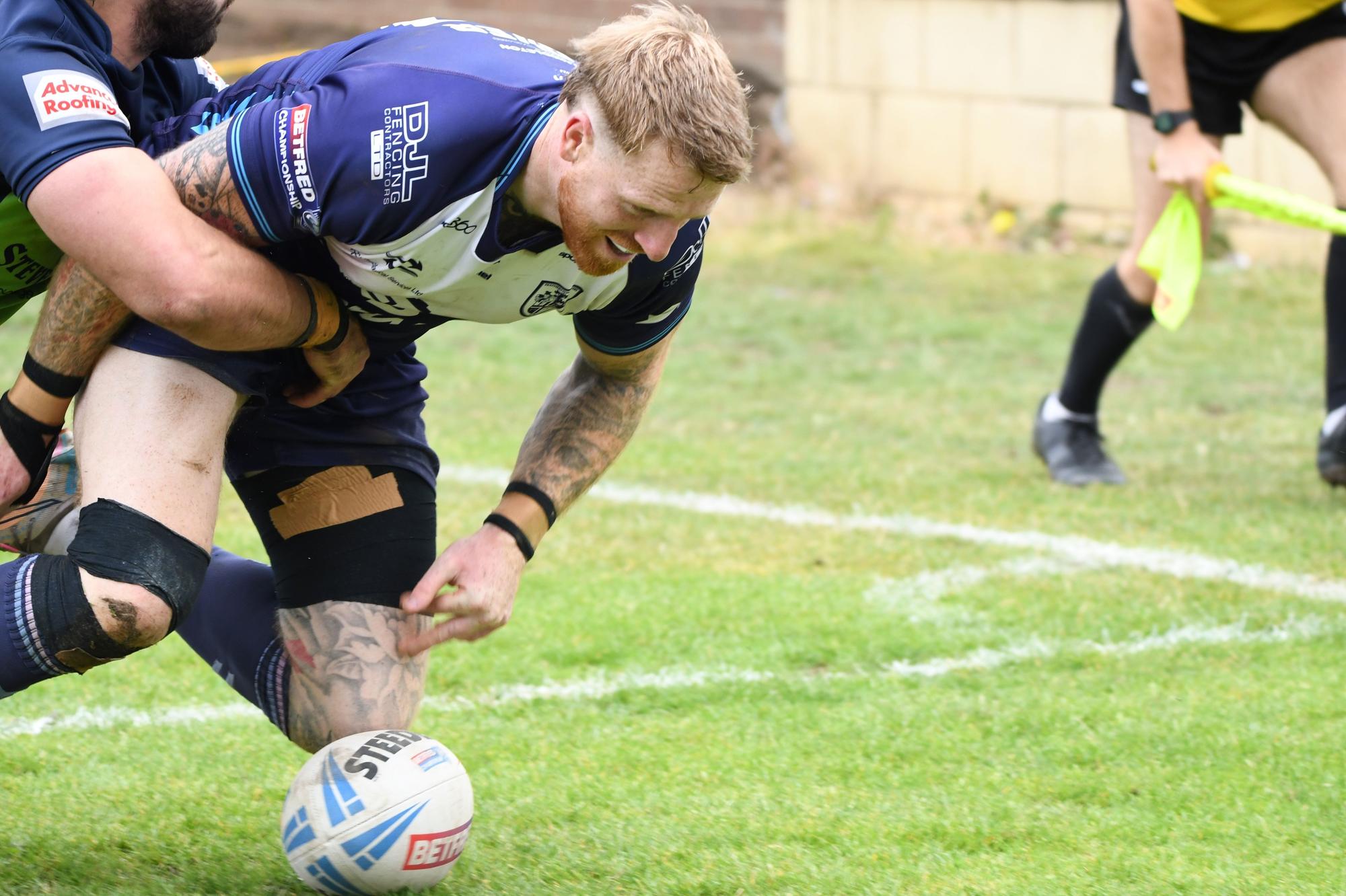 Battling Featherstone Rovers come up just short in French examination
