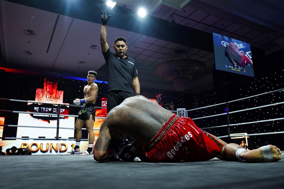 Kiều Duy Quân thắng knock-out đối thủ Hàn Quốc chỉ sau 1 phút