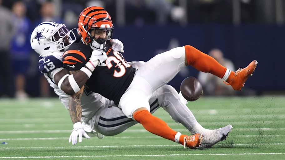 Injured Cowboy Teases Return Timeline as Camp Kicks Off