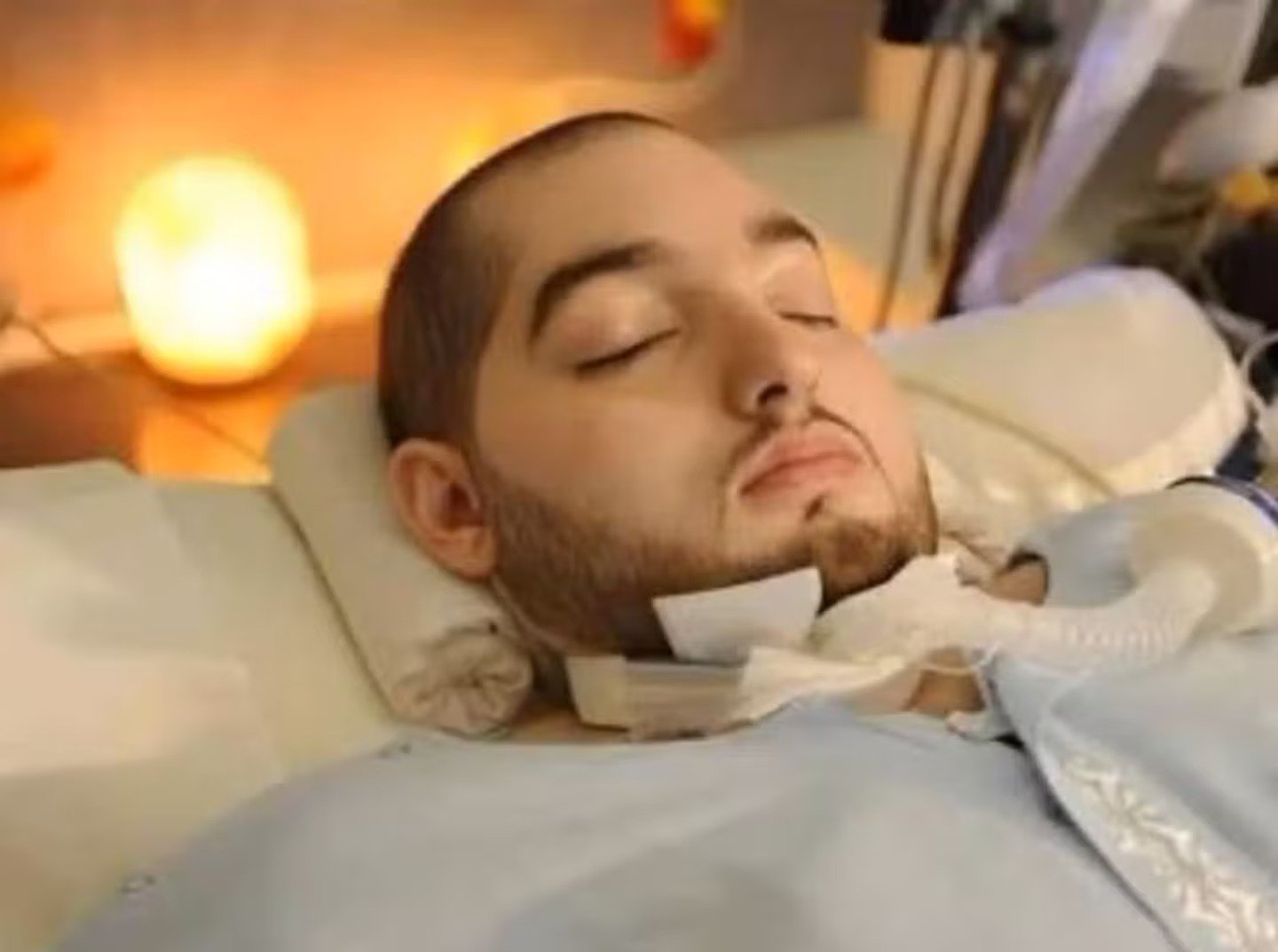 Saudi prince dies aged 36 after 20 years in coma