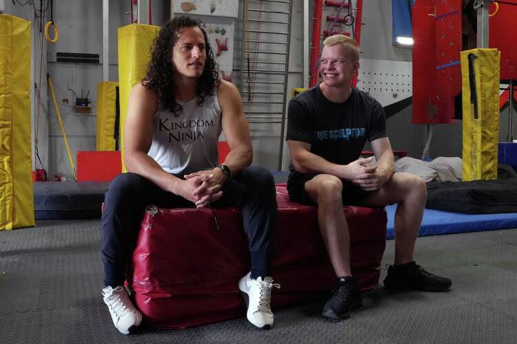 Friendship fuels Houston roommates' run on ‘American Ninja Warrior'