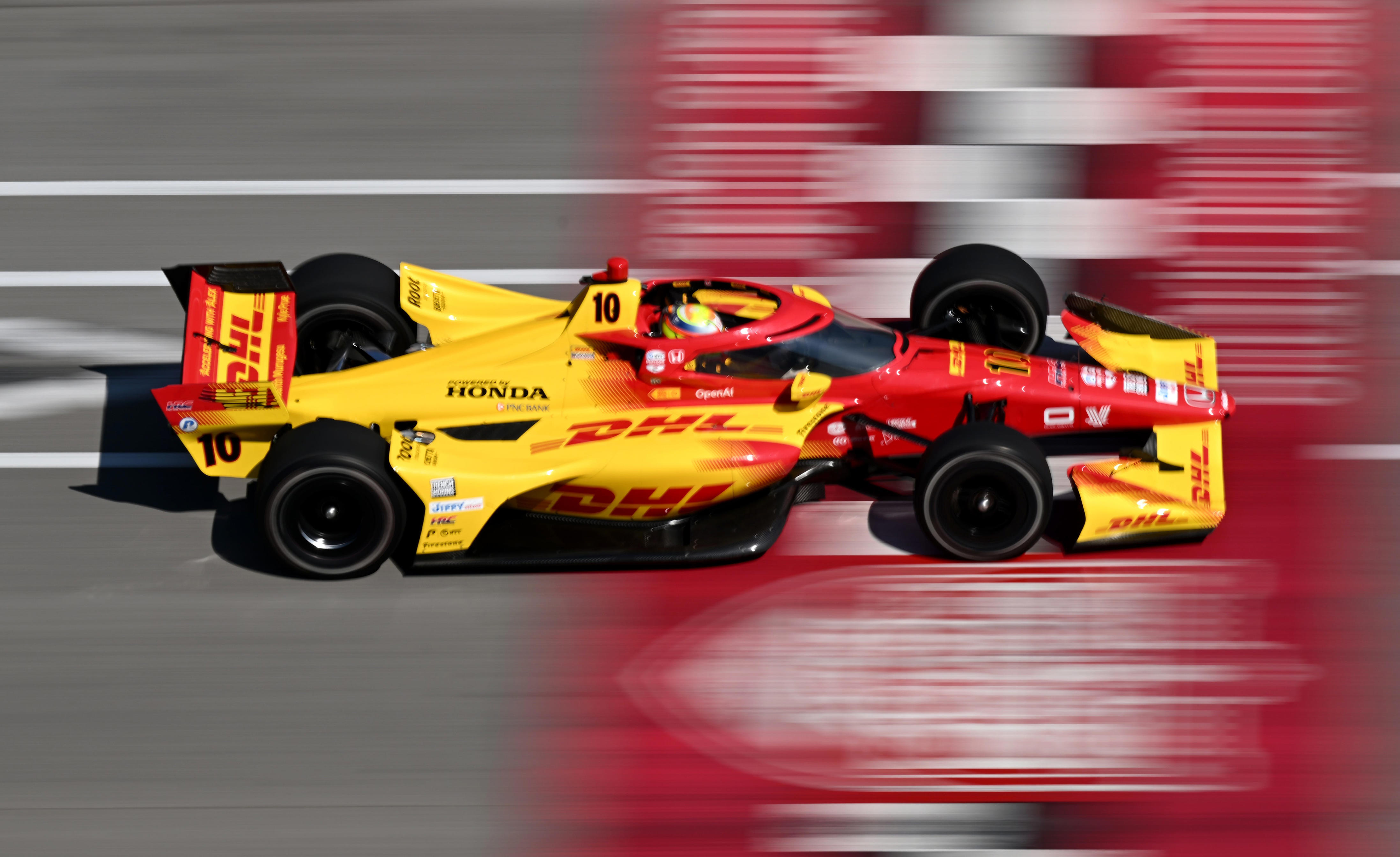 What is the start time for the IndyCar race at Laguna Seca?