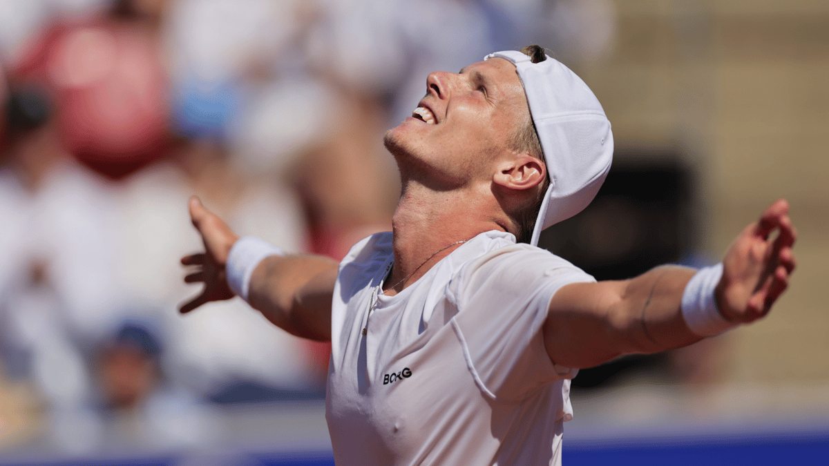 TV-gids: waar en hoe laat wordt Jesper de Jong op Roland Garros uitgezonden