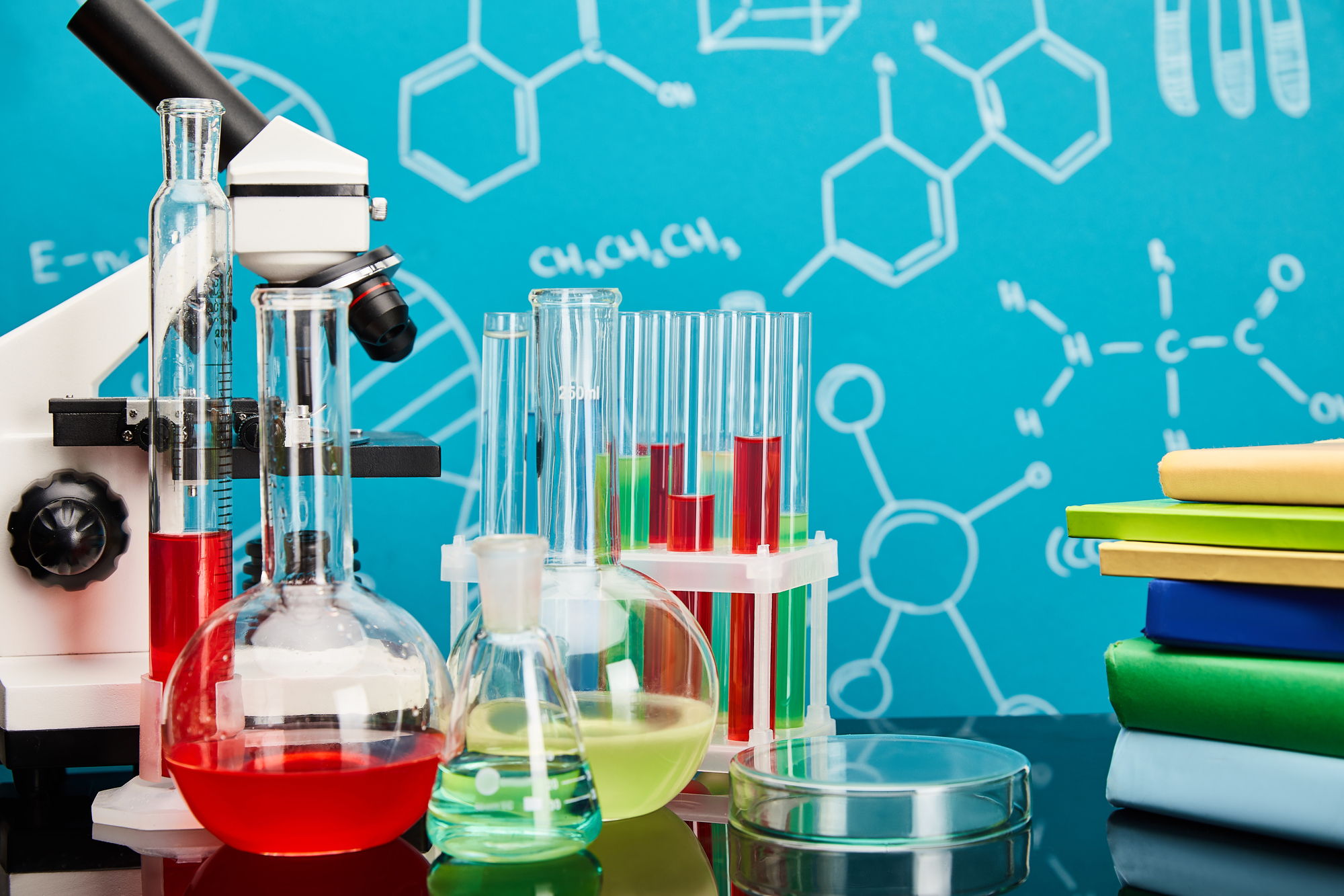 15 Science Experiments That Look Like Magic
