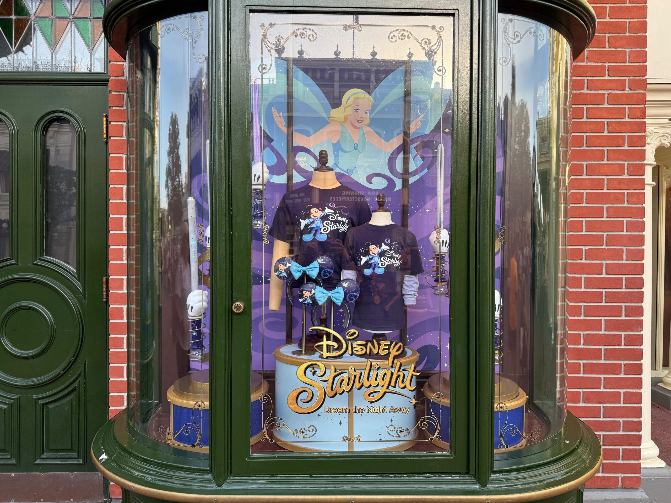 New Disney Starlight Parade Window Displays Added to Emporium in Magic ...