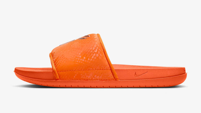 Kobe Bryant's WNBA-Themed Nike Slides Are Just $42 Online