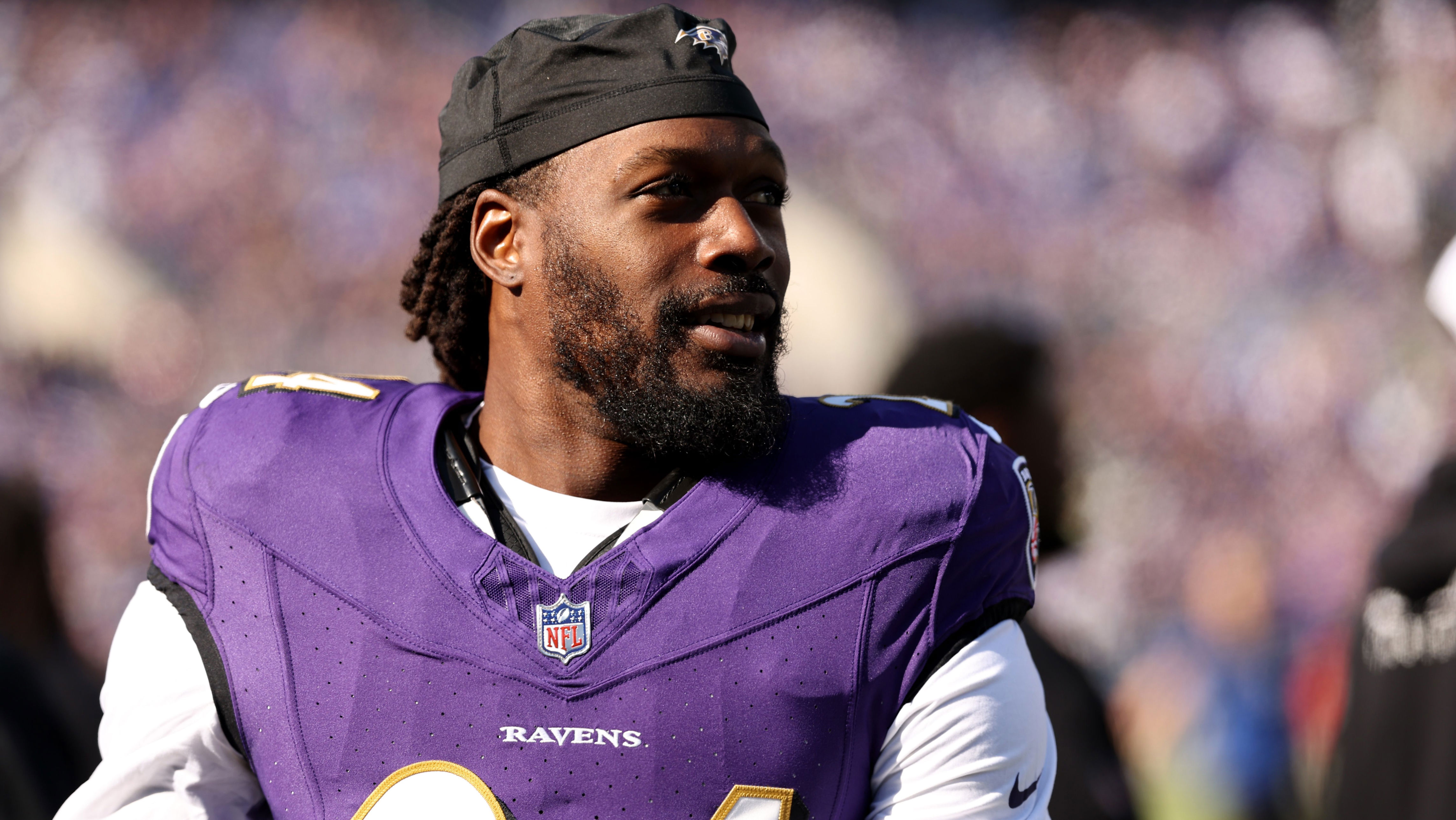 Lions Named Top Landing Spot for Former No. 1 Pick Edge Rusher