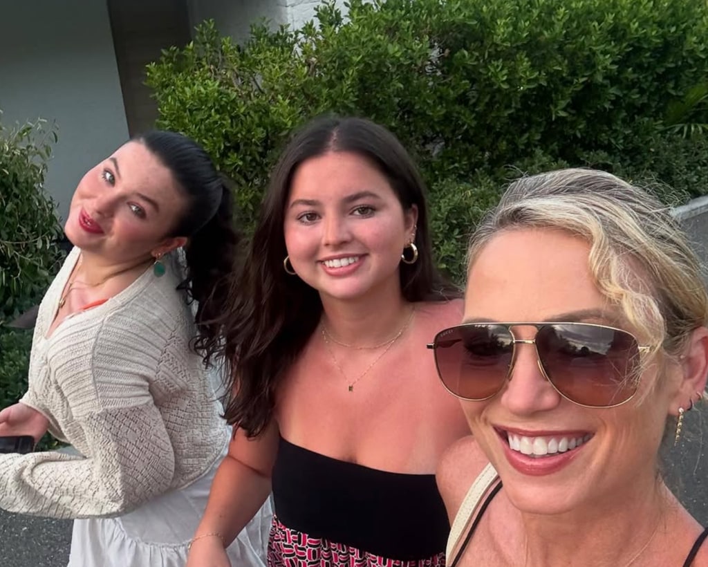 Amy Robach looks radiant in beach photos from family vacation with T.J ...