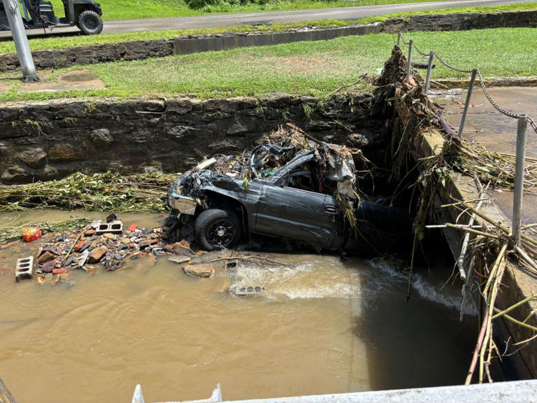 Dozens rescued in Dante after flooding, Rep. Griffith visits to survey ...