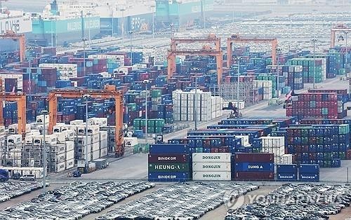 S. Korea's exports down 2.2 pct in first 20 days of July
