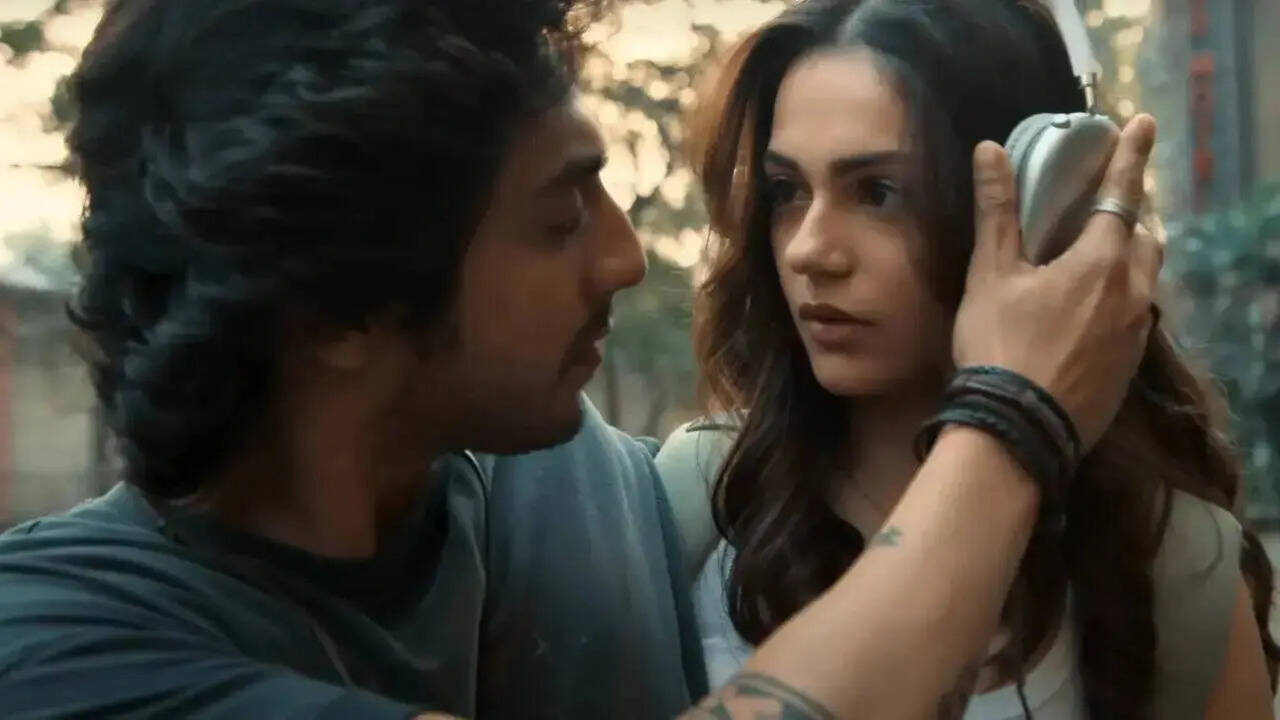 Saiyaara Ending Explained: What Becomes of Ahaan Panday and Aneet Padda ...