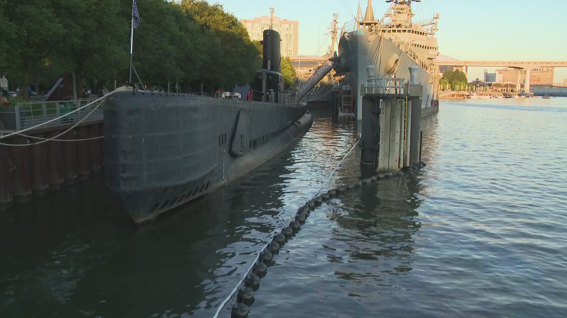 Minor fuel leak patched on USS Croaker