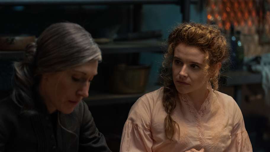 Nautilus season 1, episode 5 recap: An eel, heat, and an infection, oh my!