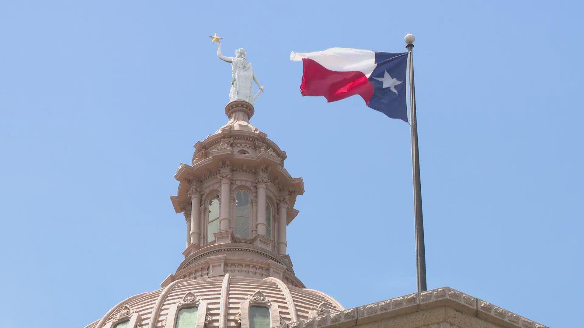 Texas redistricting fight shifts as Democrats return to Austin with a ...