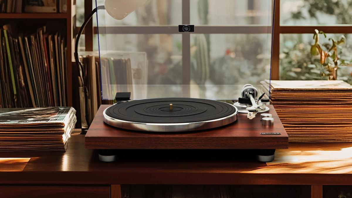Vuelve el tocadiscos: estética retro y Bluetooth para los amantes del ...