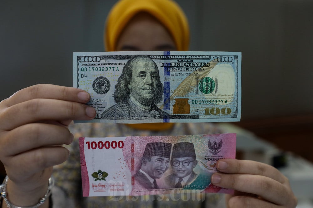 Nilai Tukar Rupiah Dibuka Melemah ke Rp16.325 per Dolar AS