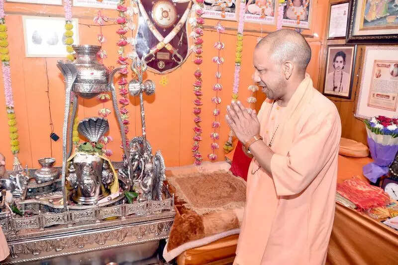Yogi reviews preps for Kanwar Yatra, prays at Shiv temple
