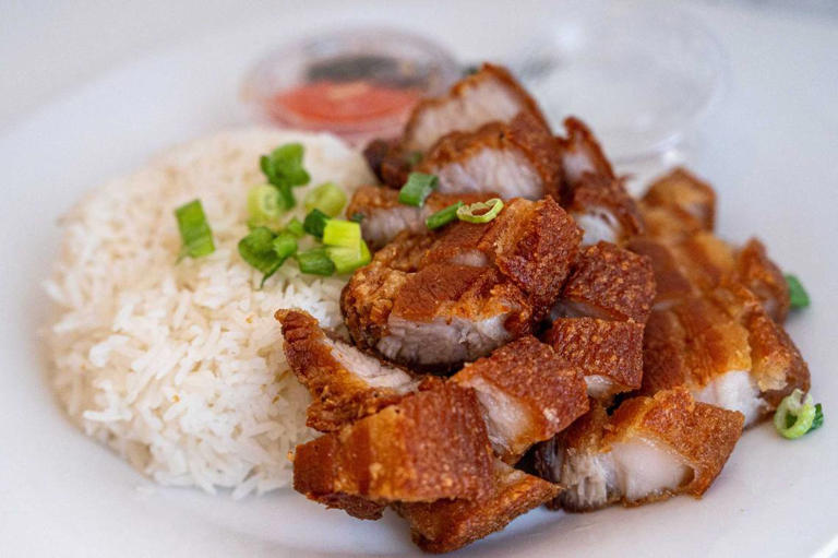 Crispy pork belly, lumpia and halo-halo have customers lining up in ...