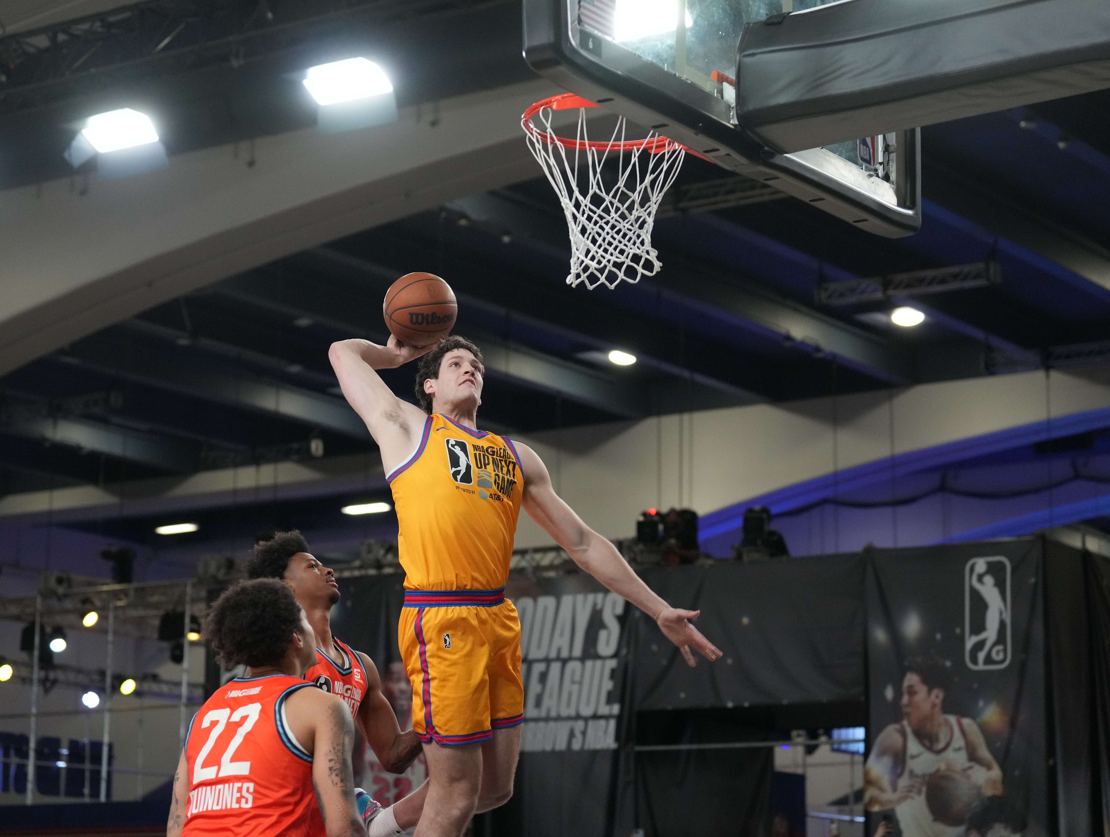 Memphis Grizzlies: 2-way spot goes to center PJ Hall