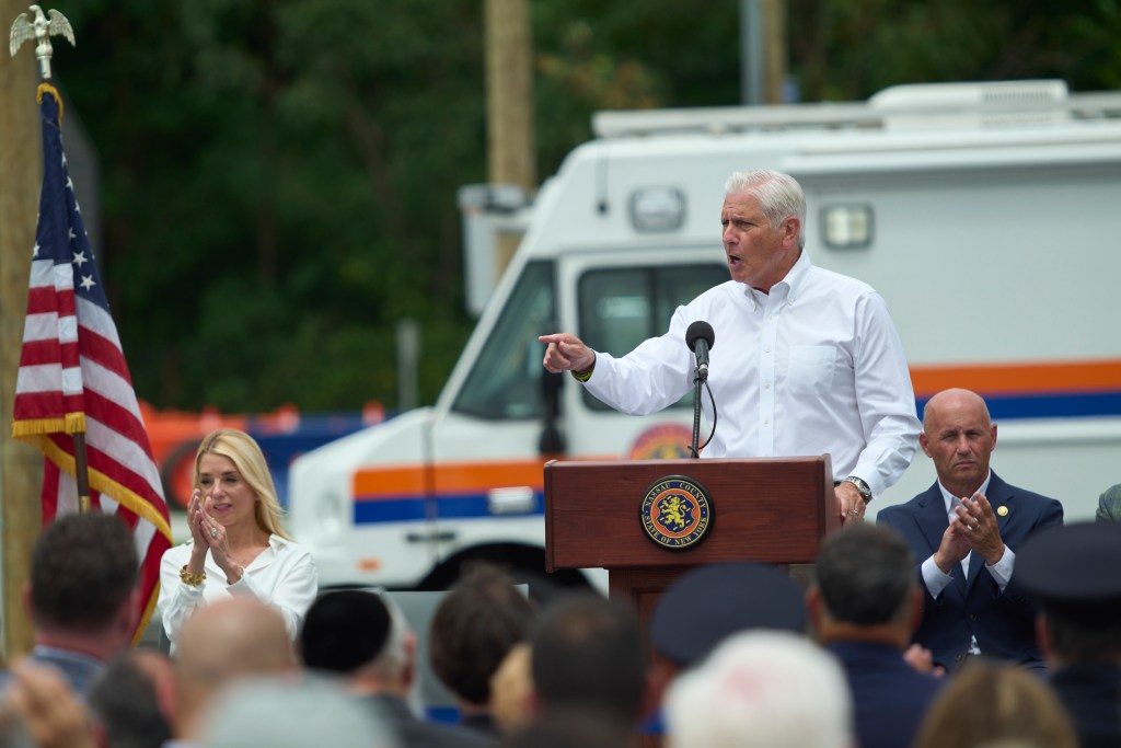 Nassau County Exec Bruce Blakeman rakes in $2M for campaign in an ...