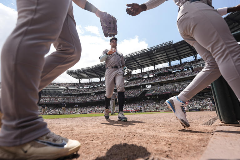 Aaron Judge ties A-Rod on Yankees' all-time home run list at 351 in win over Braves