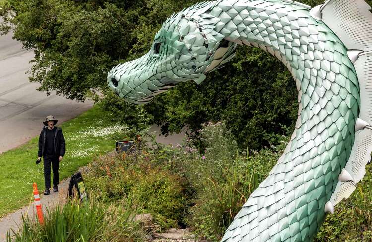 A giant sea serpent sculpture has arrived in Golden Gate Park. Here's ...