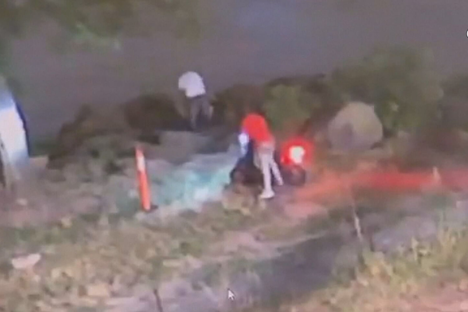 Off-duty border patrol agent shot in apparent random robbery in NYC ...