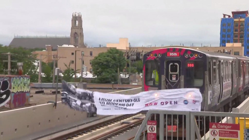 4 CTA Red Line stops reopen after rebuilding