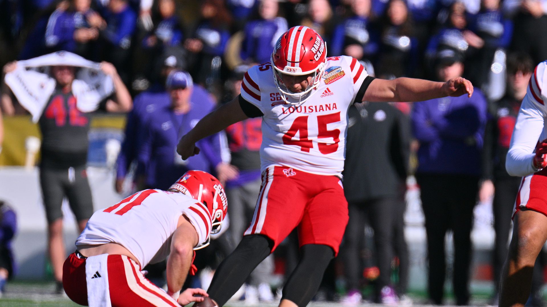 Patriots host 4 kickers for workouts as training camp nears