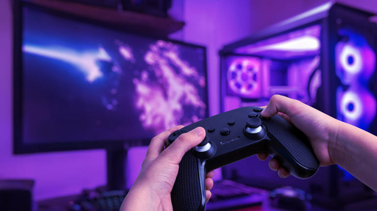 Can A Gaming Router Replace Your Typical Wi-Fi Router? Here's How They ...