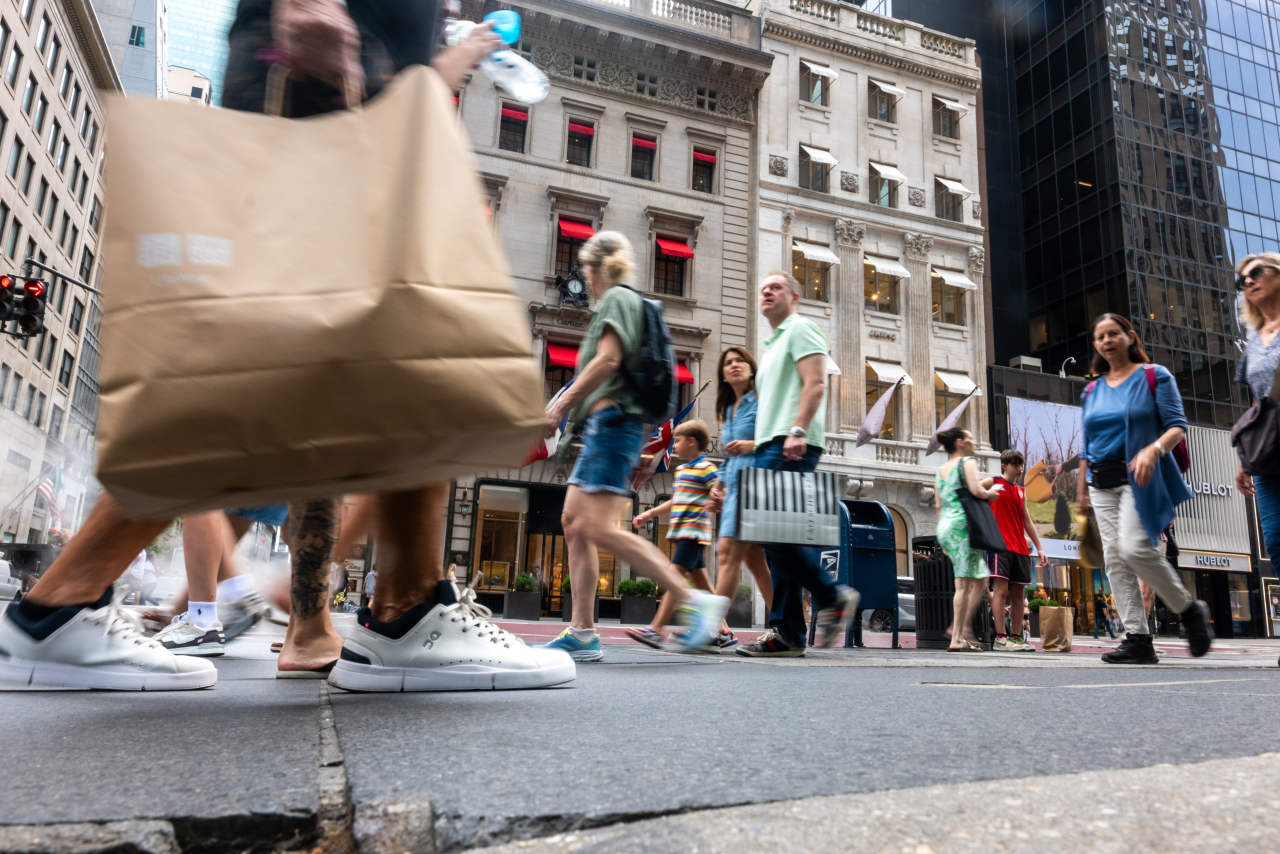 Rachel Wolfe - Journalist Profile - Intelligent Relations