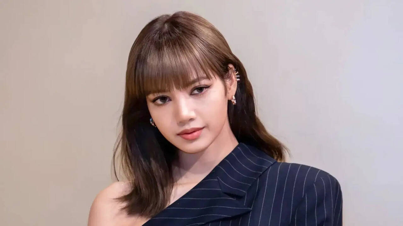 Blackpink Lisa's New TATTOO Sparks Curiosity, Shocked BLINKs Connect ...