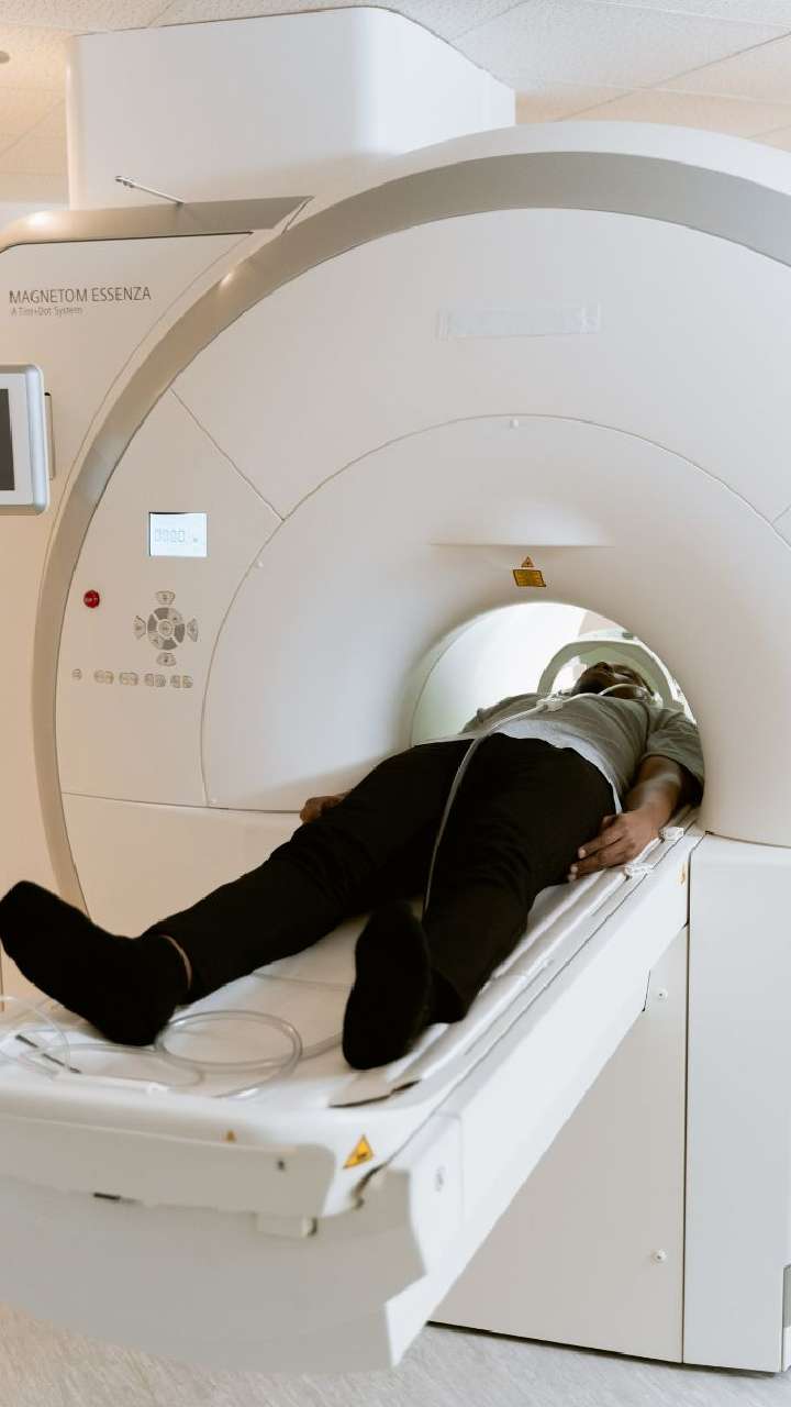 6 Precautions To Take Before Getting An MRI Scan!