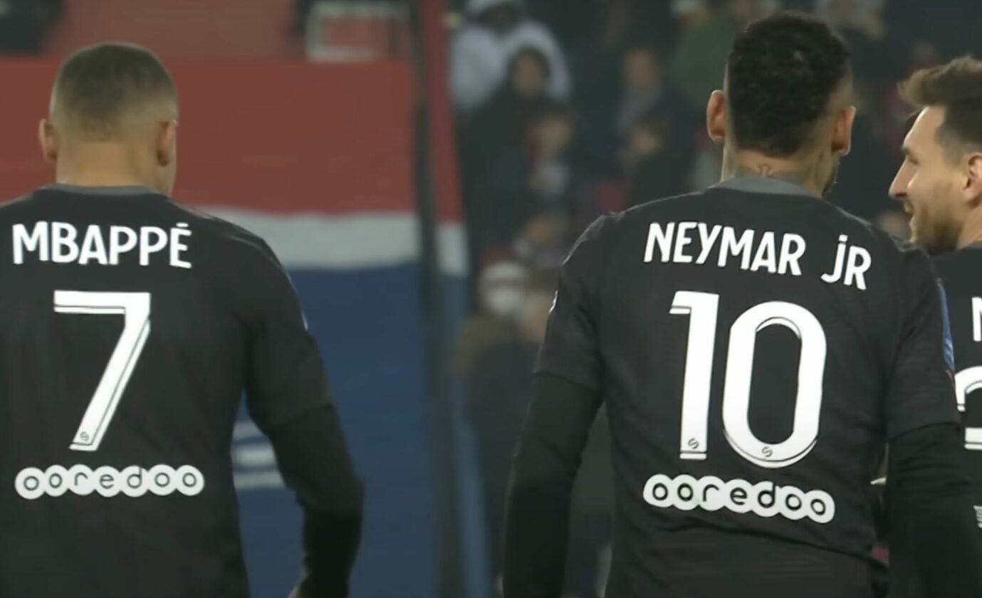 Le PSG envoie un beau cadeau, Neymar dit un grand merci