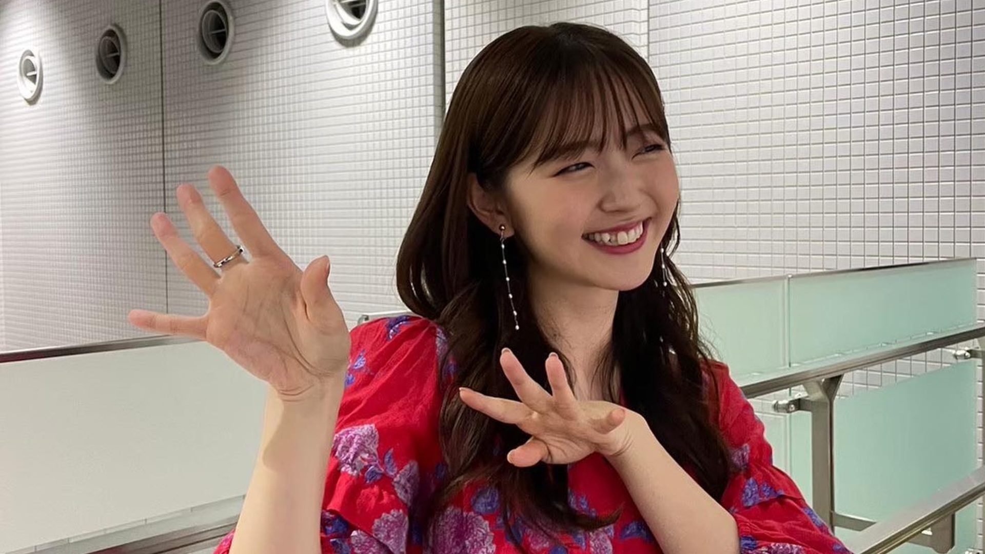 Twisting your teeth to look beautiful? This Japanese practice intrigues ...