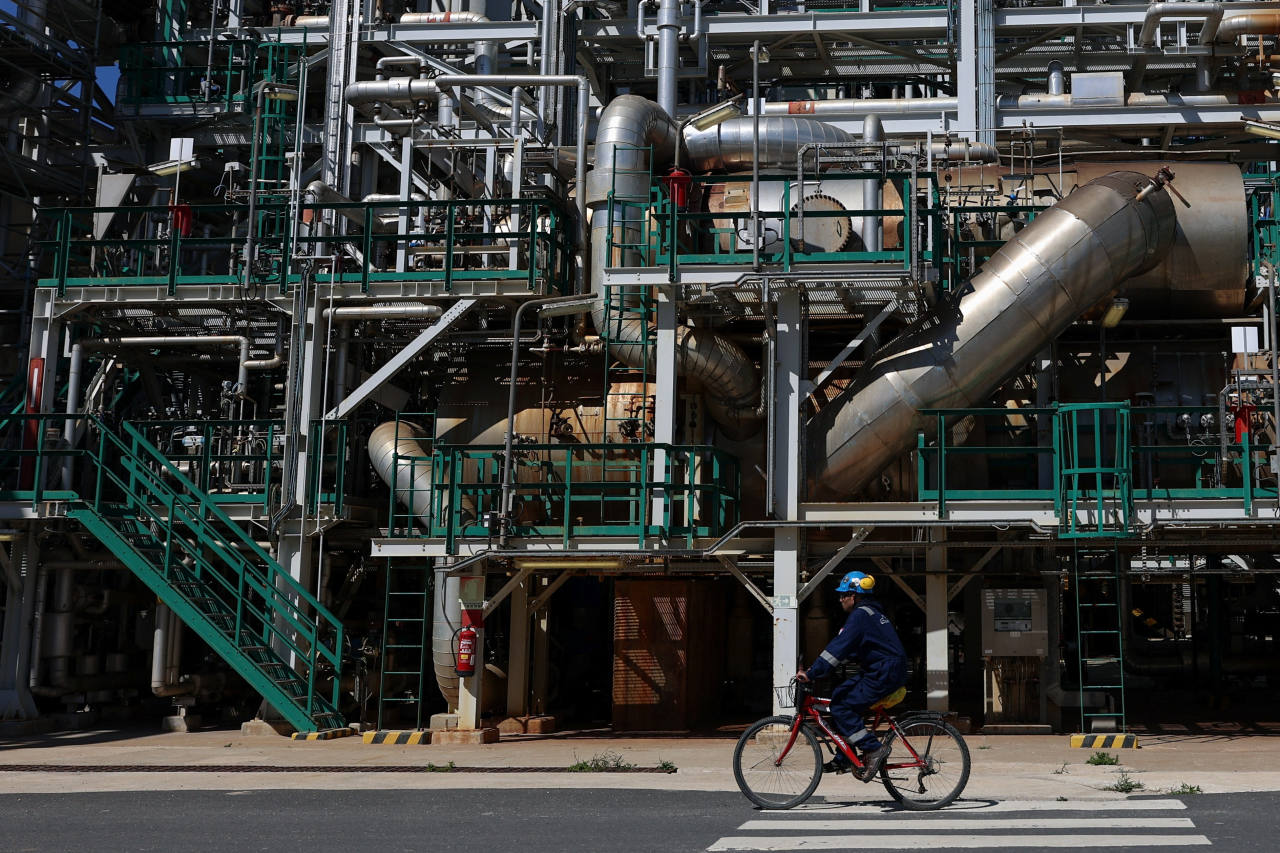 Galp Gets Offers for Mopane Discovery in Namibia