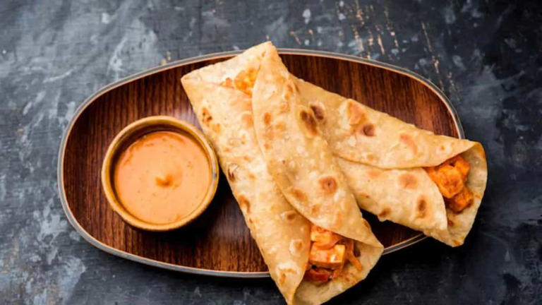 From Cheese Corn Rolls To Podi Idli: Tiffin Ideas For Kids